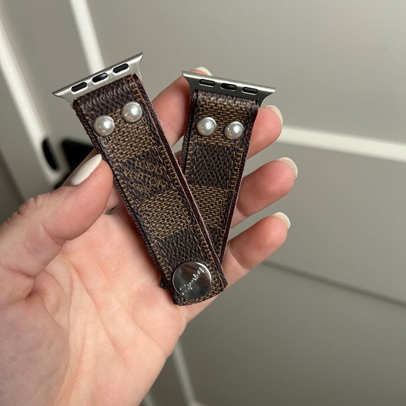 Louis Vuitton, Sparkl*bands | Jewelry | Authentic Louis Vuitton Apple ...